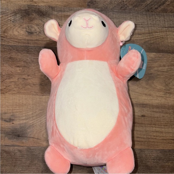 Squishmallows | Toys | Squishmallows Hug Mee Elsa The Peach Lamb New W ...